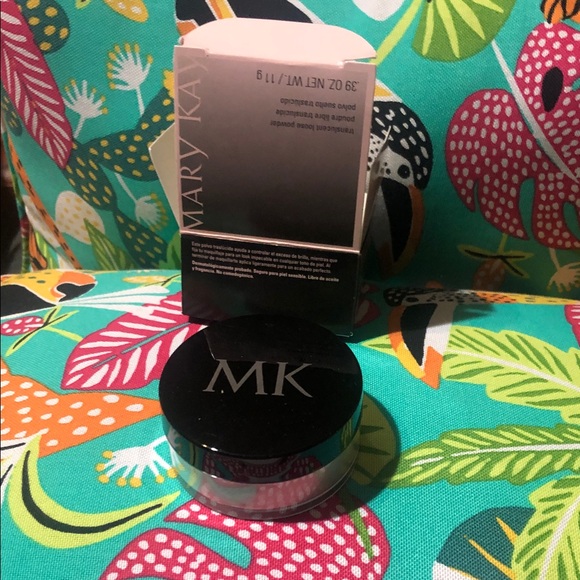 Mary Kay | Makeup | Mary Kay Mk Loose Setting Powder | Poshmark